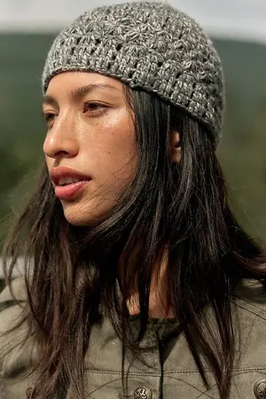 Free People Peggy Knitted Skull Cap - Blue