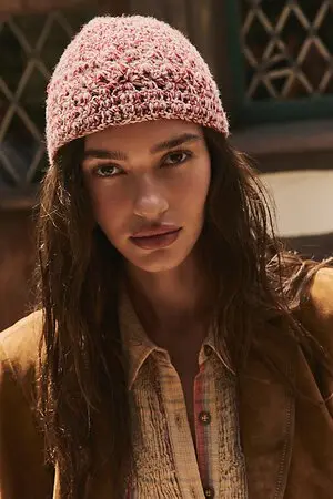 Free People Peggy Knitted Skull Cap - Red