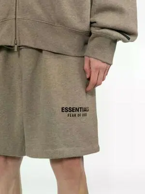 ESSENTIALS Classic Short