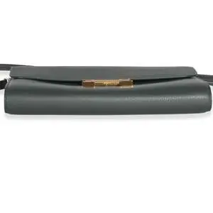 Hermès Constance To Go Wallet In Vert Mangrove Evercolor With Gold-tone Hardware - Green