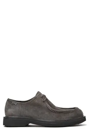 Camper Norman Chukka