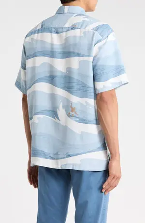 KAHALA Surf Jacquard Short Sleeve Button-up Shirt