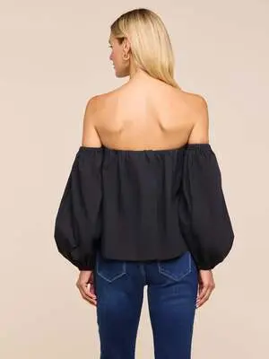 L'Agence Sarai Off-the-shoulder Top