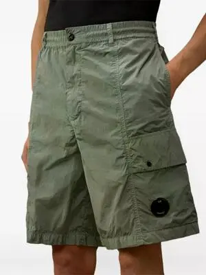 C.P. COMPANY Chrome-r Lens Boxy Cargo Shorts - Green