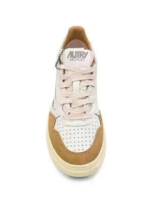 AUTRY Medalist Panelled Leather Sneakers - White
