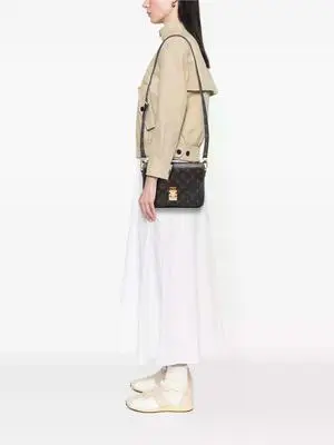 LOUIS VUITTON 2015 Monogram Pochette Metis Satchel