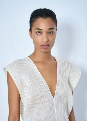Issey Miyake Sleeveless Pleated Tunic