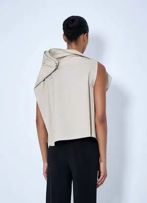 Issey Miyake Sleeveless Asymmetric Zip Detail Top