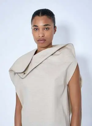 Issey Miyake Sleeveless Asymmetric Zip Detail Top