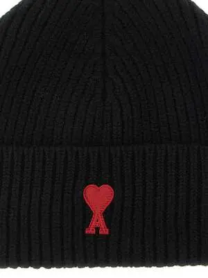 AMI Paris De Coeur' Beanie In Ribbed Felted Merino Wool - Black