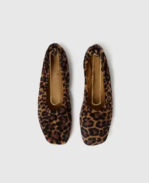 Stella McCartney Velvet Chain Detail Ballerina Flats