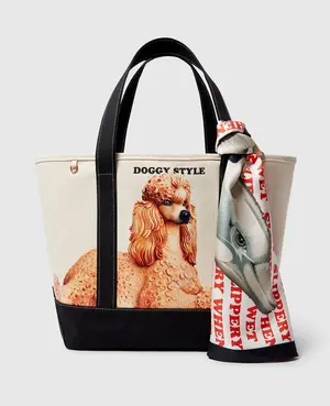Stella McCartney Jeff Koons Slippery When Wet Scarf