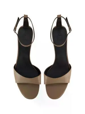 12 STOREEZ Jane Leather Sandals