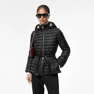 Burberry Puffer Jacket With Detachable Hood And Knight Zip Pull - Black