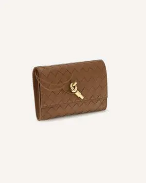 Bottega Veneta Andiamo Clutch Bag With Knot Closure