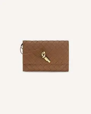 Bottega Veneta Andiamo Clutch Bag With Knot Closure - Brown