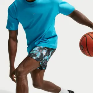 Nike Standard Issue 5" Basketball Shorts