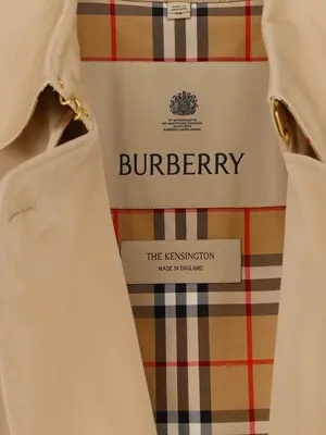 Burberry The Kensington Double-breasted Trench Coat