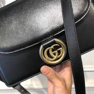Gucci Gg Ring Shoulder Bag