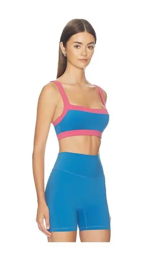 FORM Straight Neck Sports Bra In Blue
