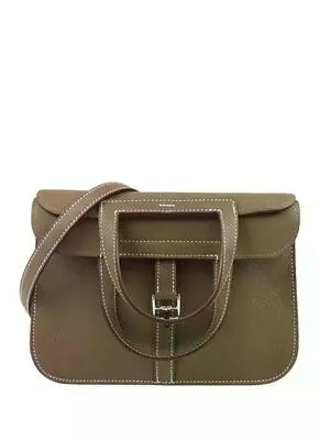 Hermès 2023 Clemence Halzan 25 Satchel - Brown