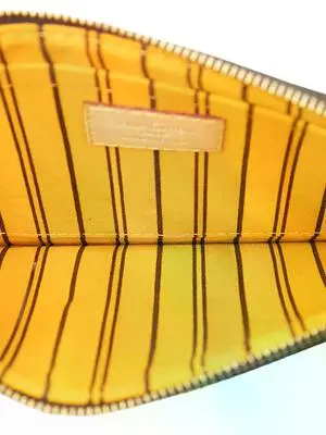 LOUIS VUITTON 2013 Monogram Neverfull Mm Pouch