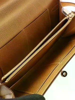 Hermès Kelly To Go Wallet Crossbody Bag - Gold