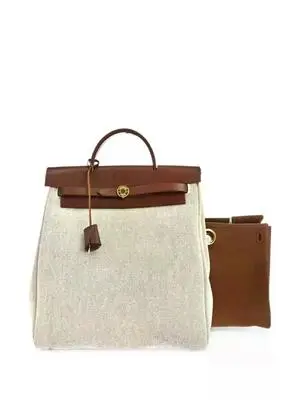 Hermès 2001 Toile H Officier Herbag A Dos 2 In 1 Backpack - Neutrals