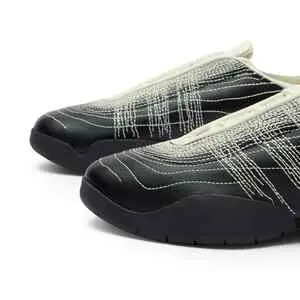 Y3 Regu Embroidery Trainer