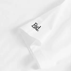 END. Whippet Graphic T-shirt - White