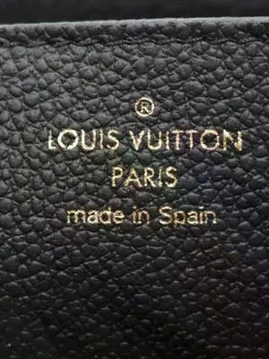 LOUIS VUITTON Monogram Empreinte Zippy Wallet