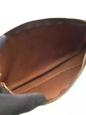 LOUIS VUITTON 2000 Monogram Pochette Accessoires Shoulder Bag