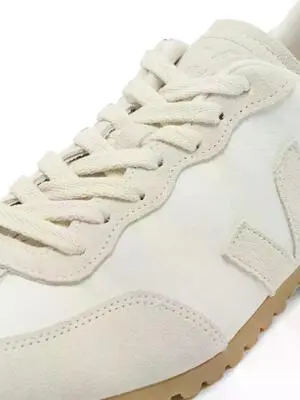 VEJA Gt Leather Natural Sneakers