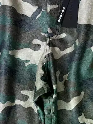TRIPLE SEVENS Camouflage Print Leather Cargo Shorts - Green