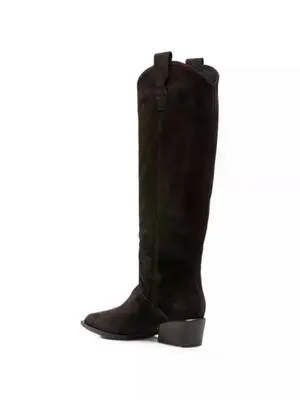 POEVE Pointed-toe Pull-on Boots
