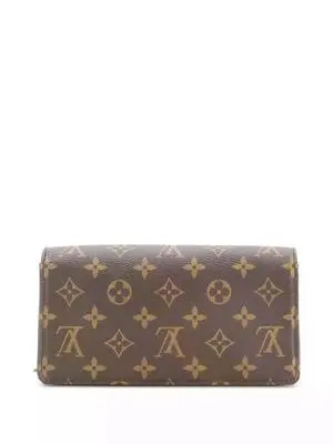 LOUIS VUITTON Lily Wallet On Chain Monogram Canvas Crossbody Bag