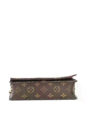 LOUIS VUITTON Lily Wallet On Chain Monogram Canvas Crossbody Bag