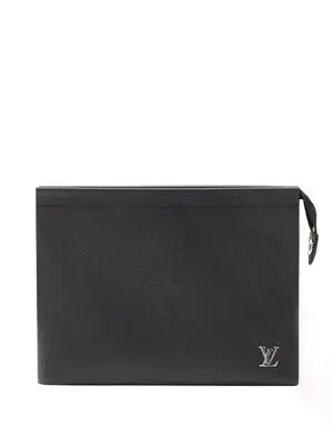 LOUIS VUITTON Taiga Pochette Voyage Mm Clutch Bag - Black
