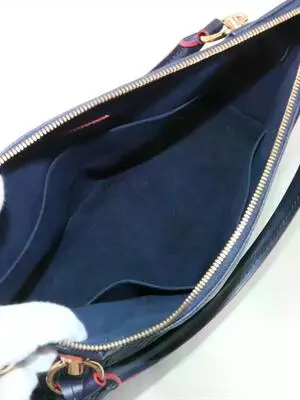 LOUIS VUITTON 2019 Monogram Empreinte V Tote Mm Satchel
