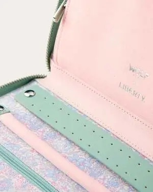 Wolf Liberty Travel Jewelry Portfolio