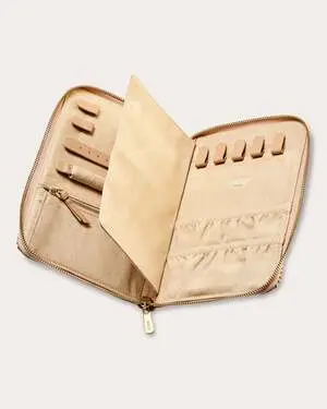 Wolf Bella Pleated Jewelry Portfolio
