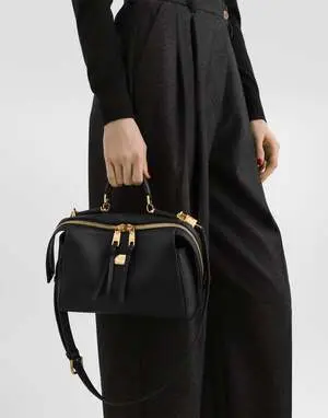 Dolce & Gabbana Vittoria Handbag In Calfskin - Black