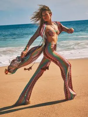 Alexis Retti Robe