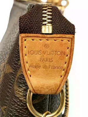 LOUIS VUITTON 2005 Monogram Mini Pochette Accessoires Handbag