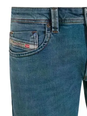 DIESEL® Logo-patch Jeans
