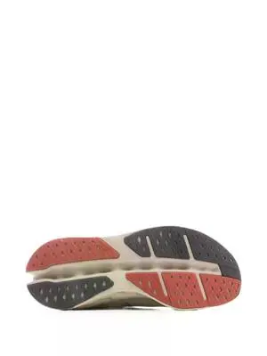 On Cloudsurfer Max Sneakers