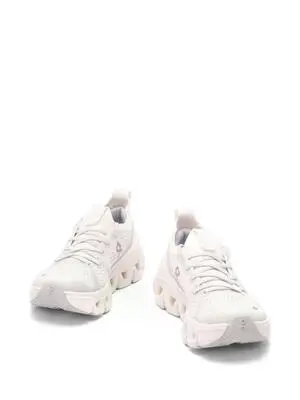 On Cloud X Tempo Sneakers