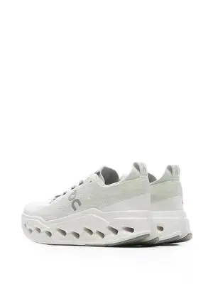 On Cloudsurfer Max Sneakers