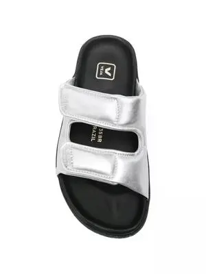VEJA Tone Metallic Finish Touch-strap Flat Sandals - Silver