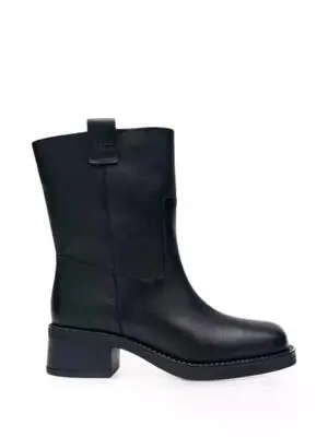 ALOHAS Leather Round Toe Pull-on Boots - Black